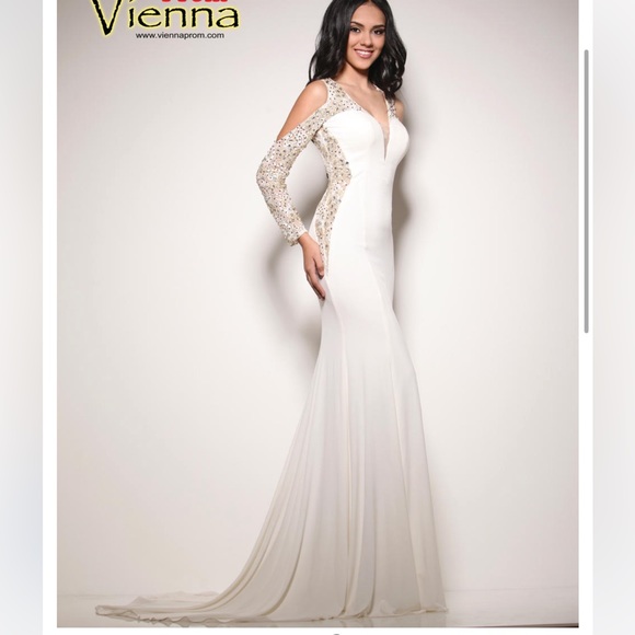 Vienna Prom | Dresses | Vienna Prom | Poshmark
